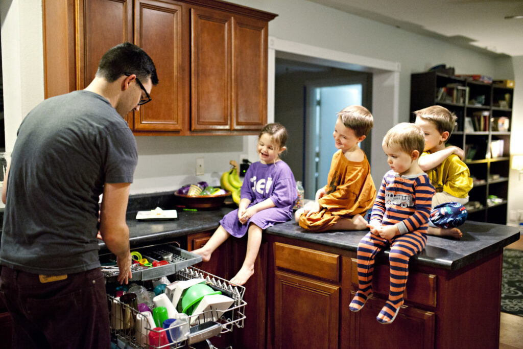 Ways to Encourage Kids to Do Chores - The Breakie Bunch Learning Center